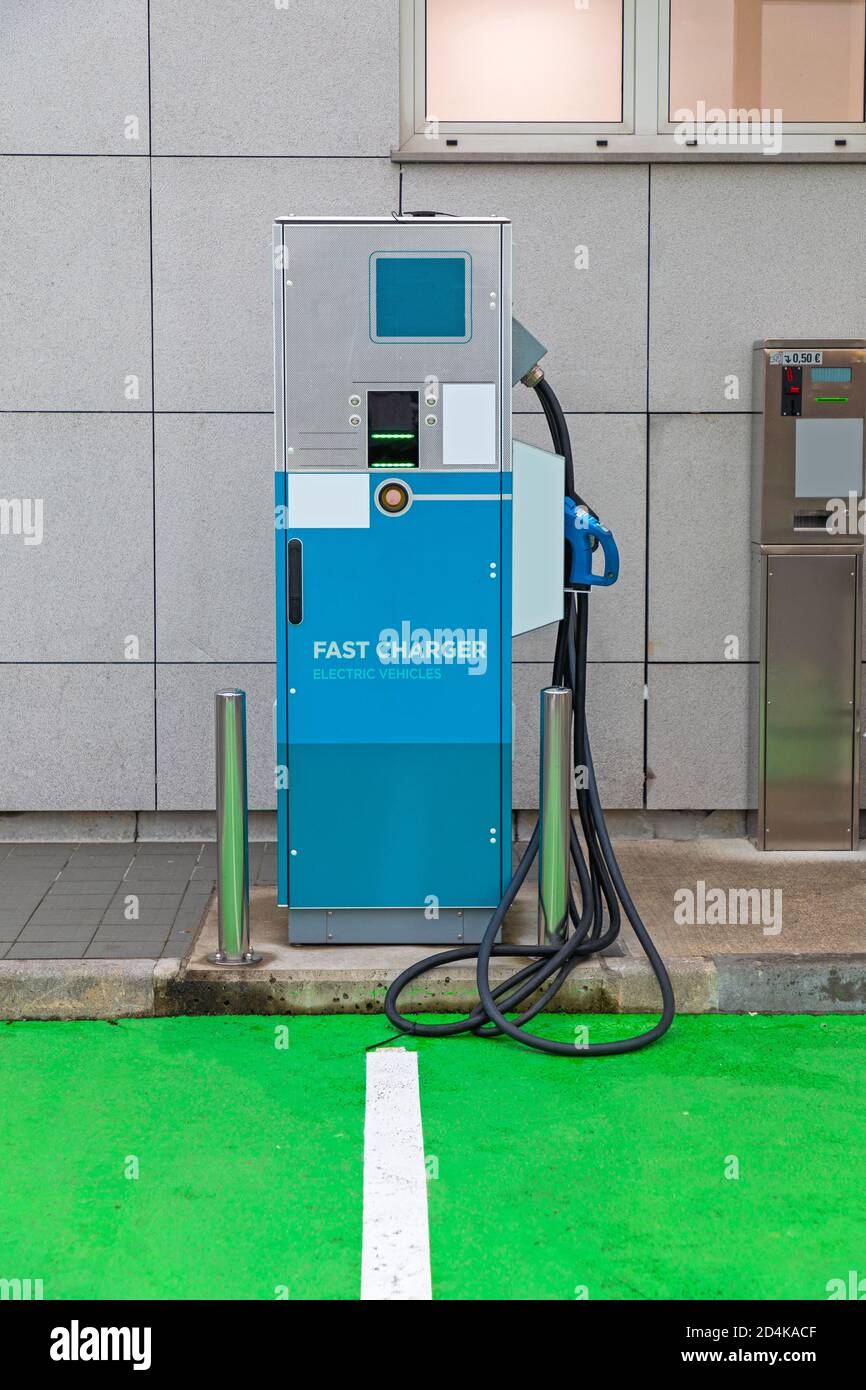 Ev Fast Charging Station Multi Power Unit Stock Photo - Alamy