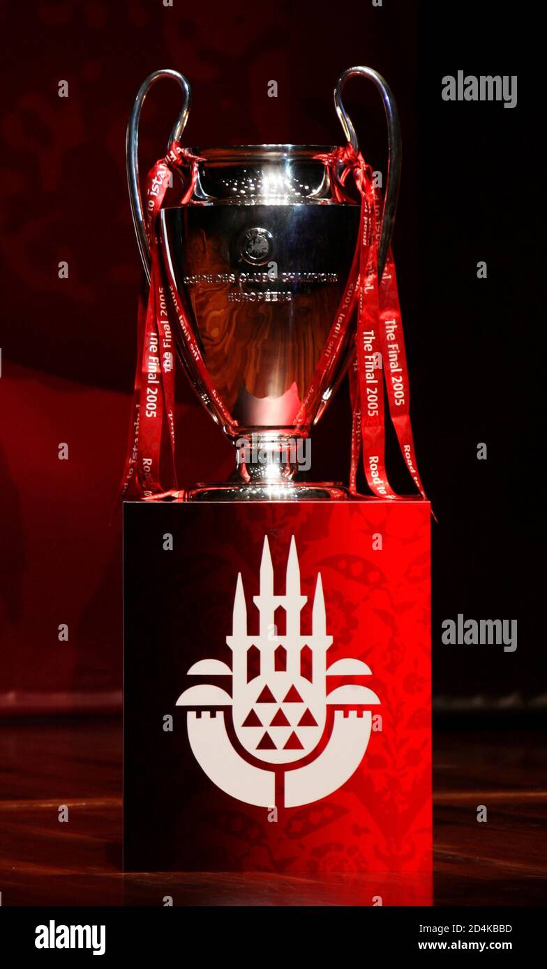 At a uefa cup trophy handover ceremony hi-res stock photography and ...