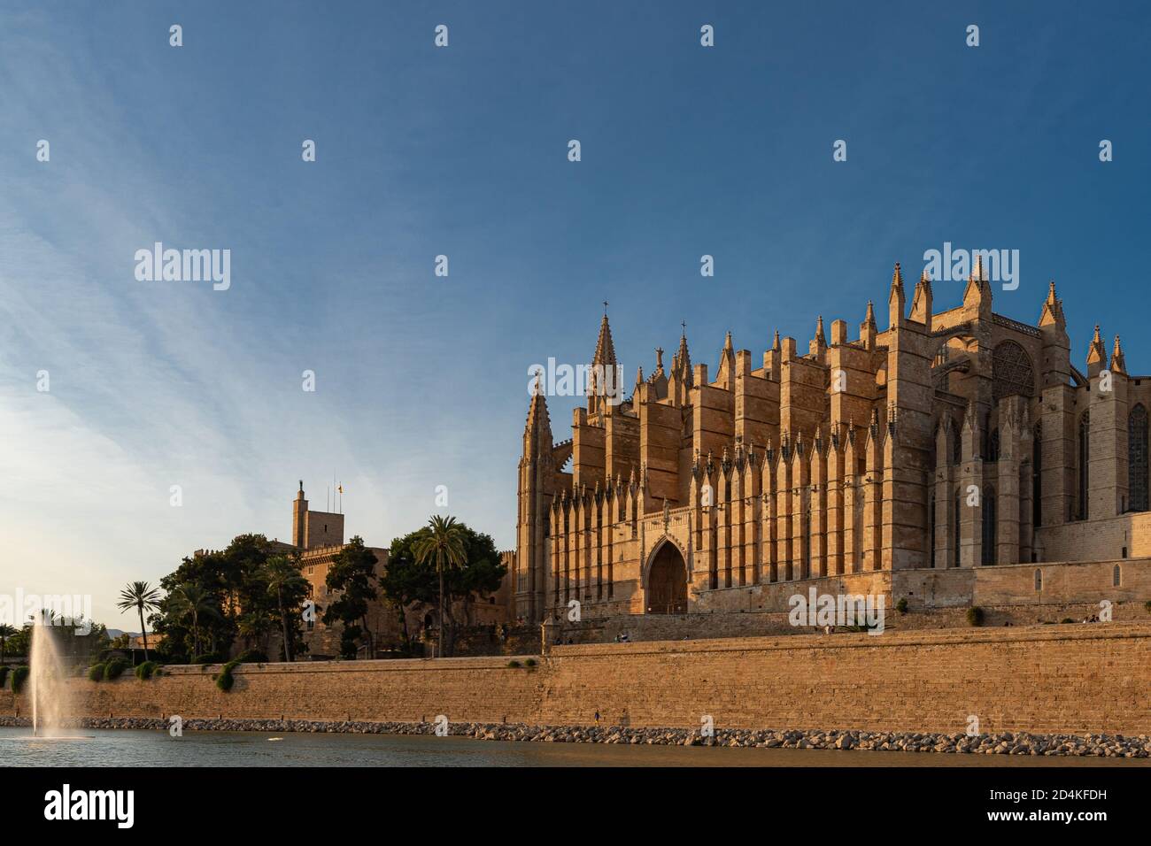 Palma cathedral reflections architecture hi-res stock photography and ...