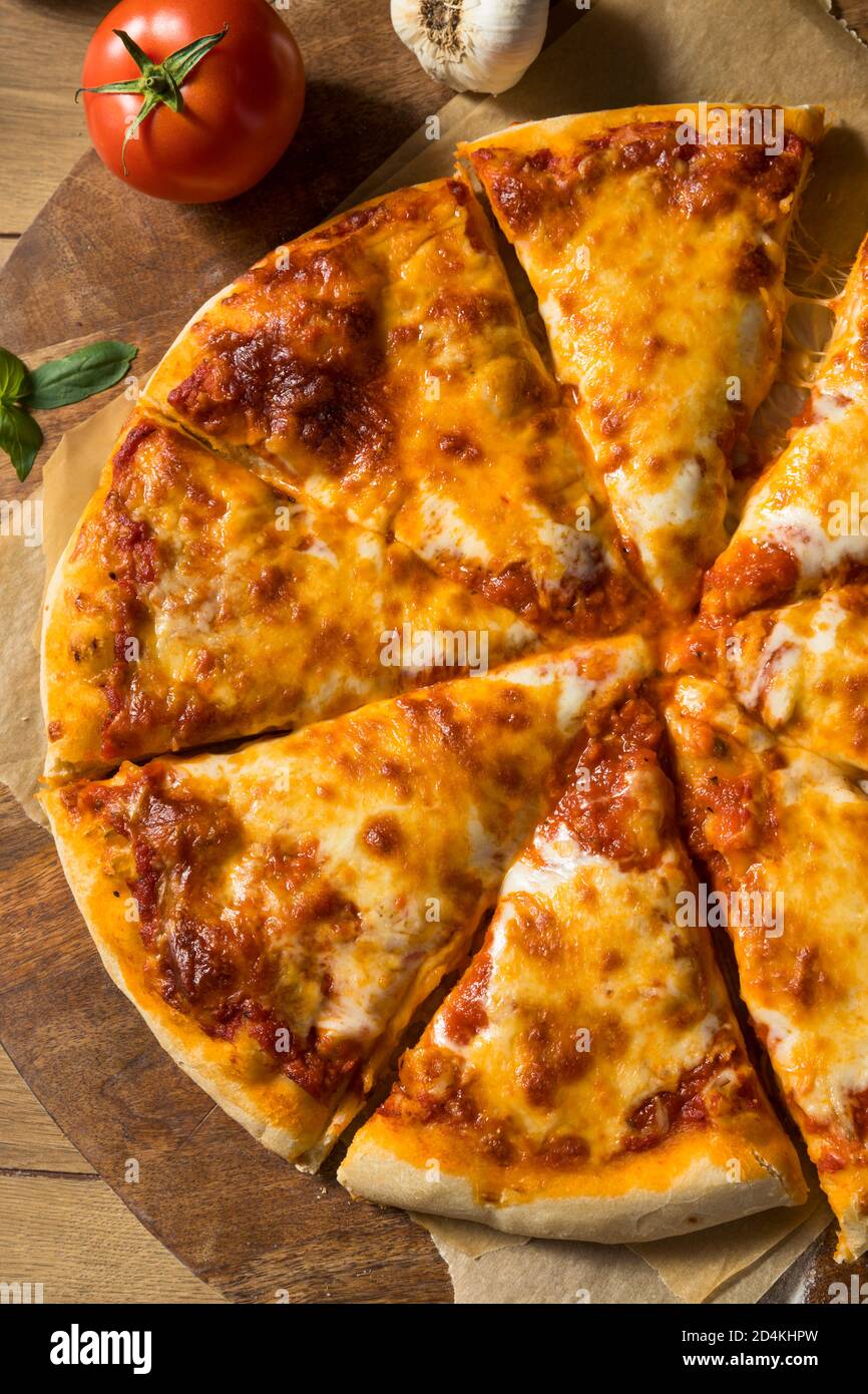 Parmesan cheese pizza hi-res stock photography and images - Alamy
