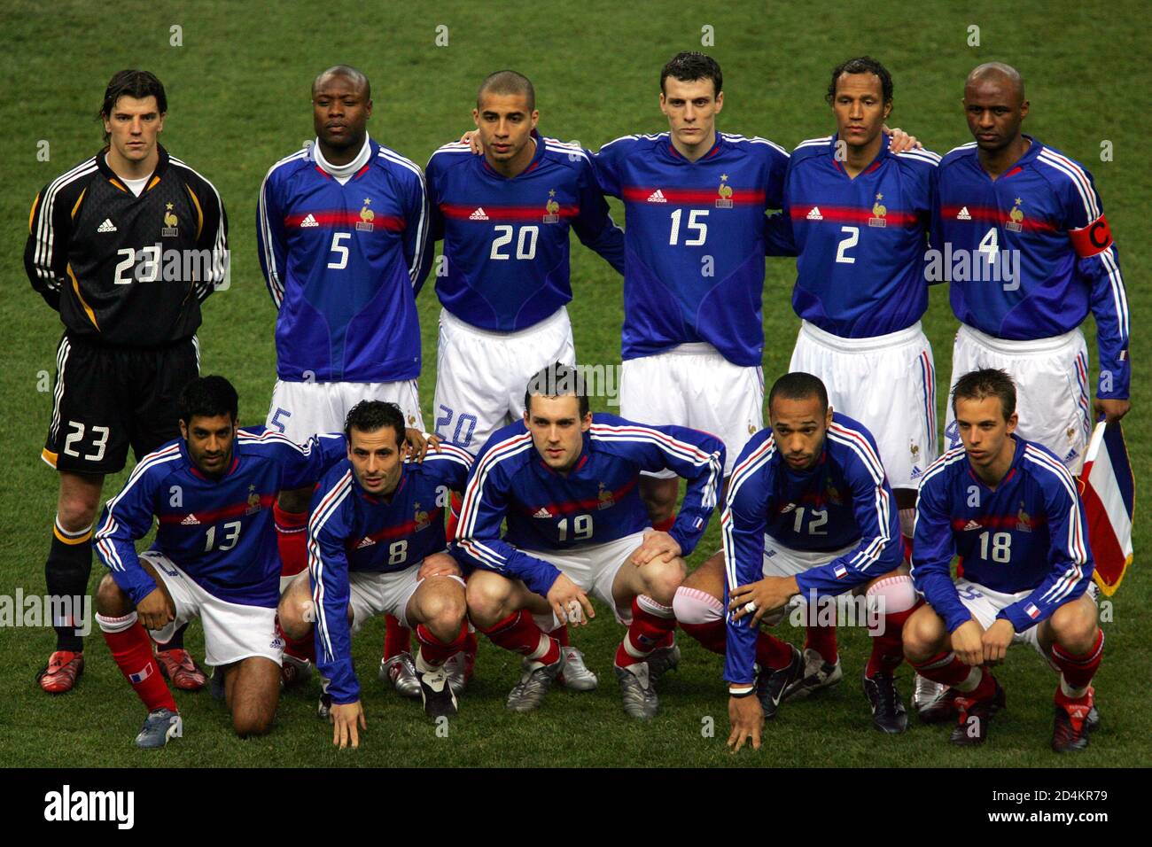 Frances soccer team poses team hi-res stock photography and images - Alamy