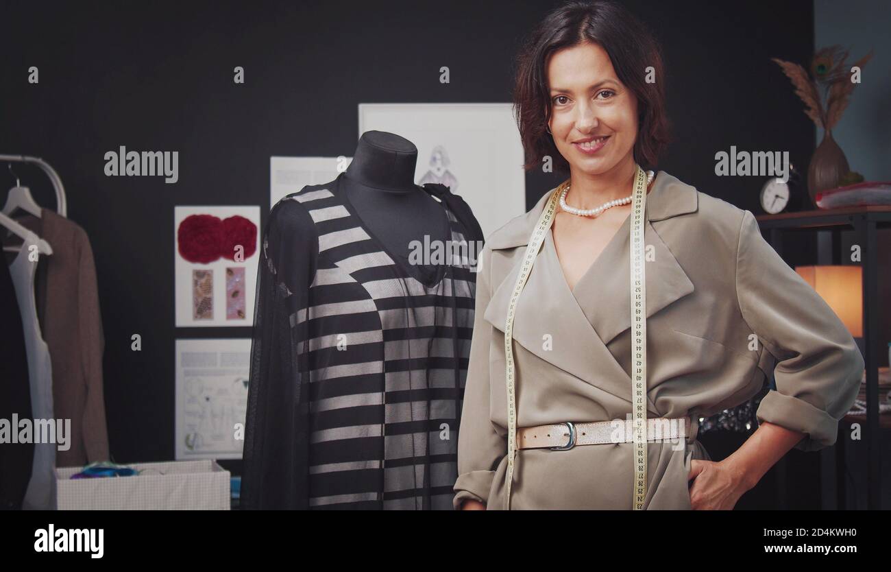 Dress form hi-res stock photography and images - Alamy