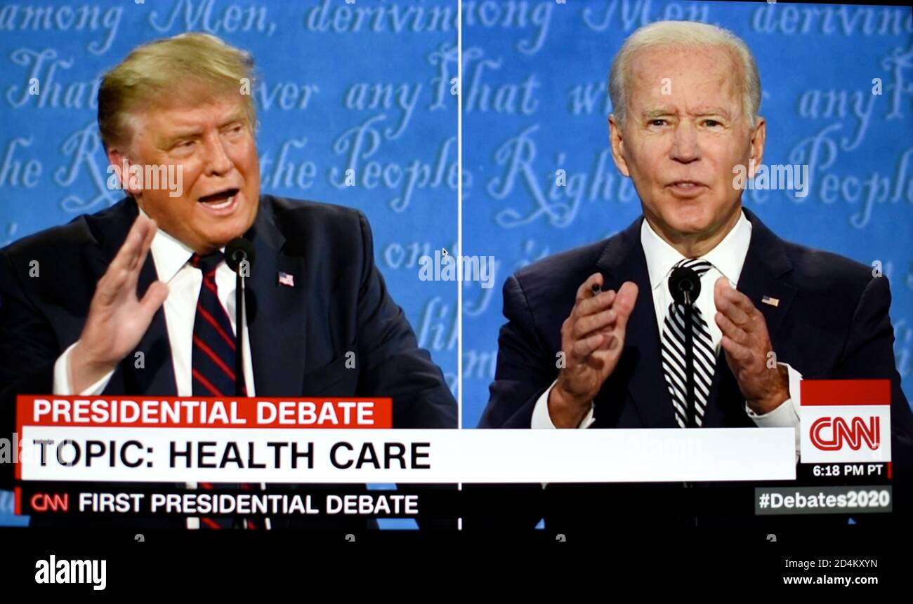 Screen shots of the CNN website live coverage of U.S. Presidential ...