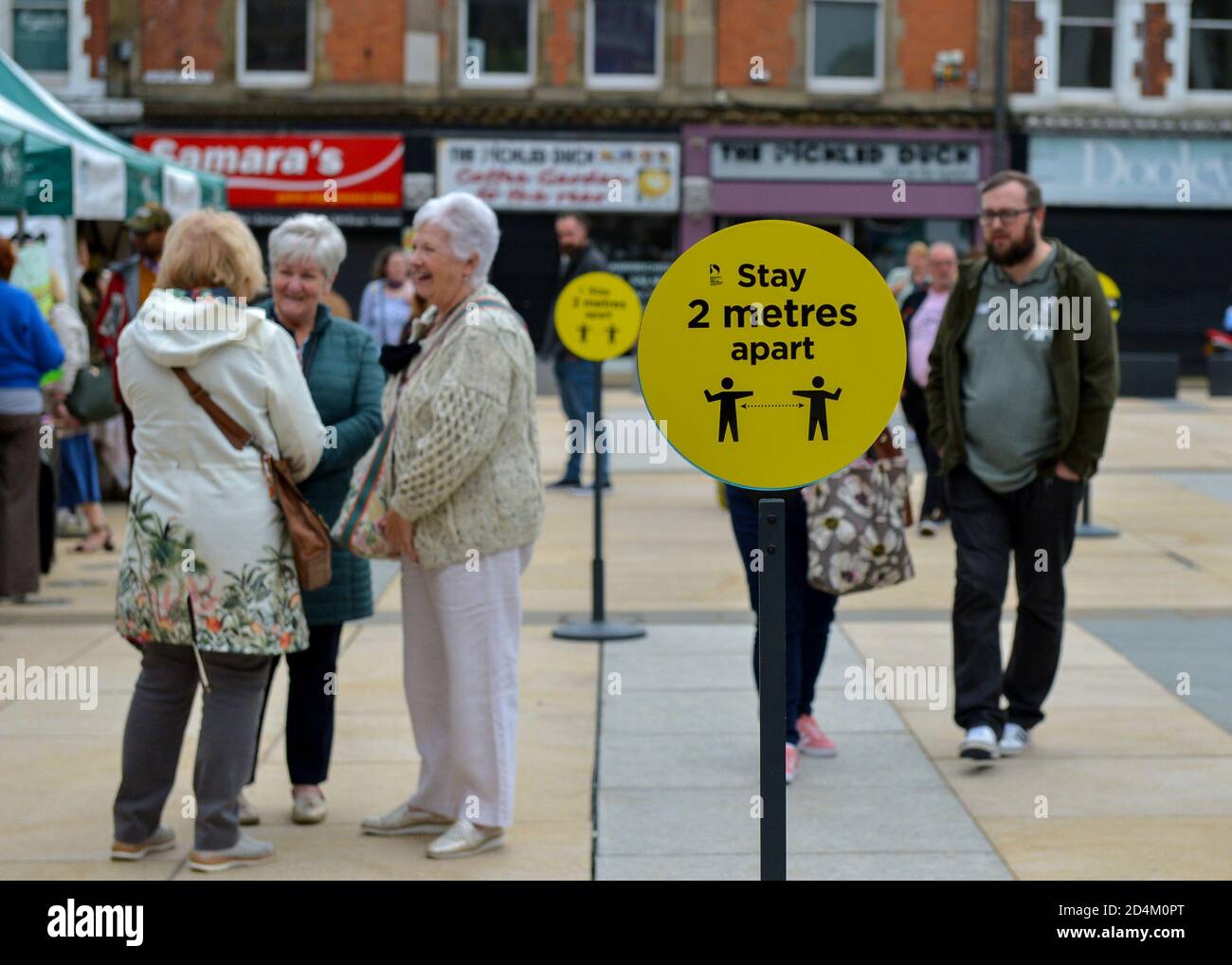 Londonderry, Derry, Northern Ireland. Social distancing sign in ...