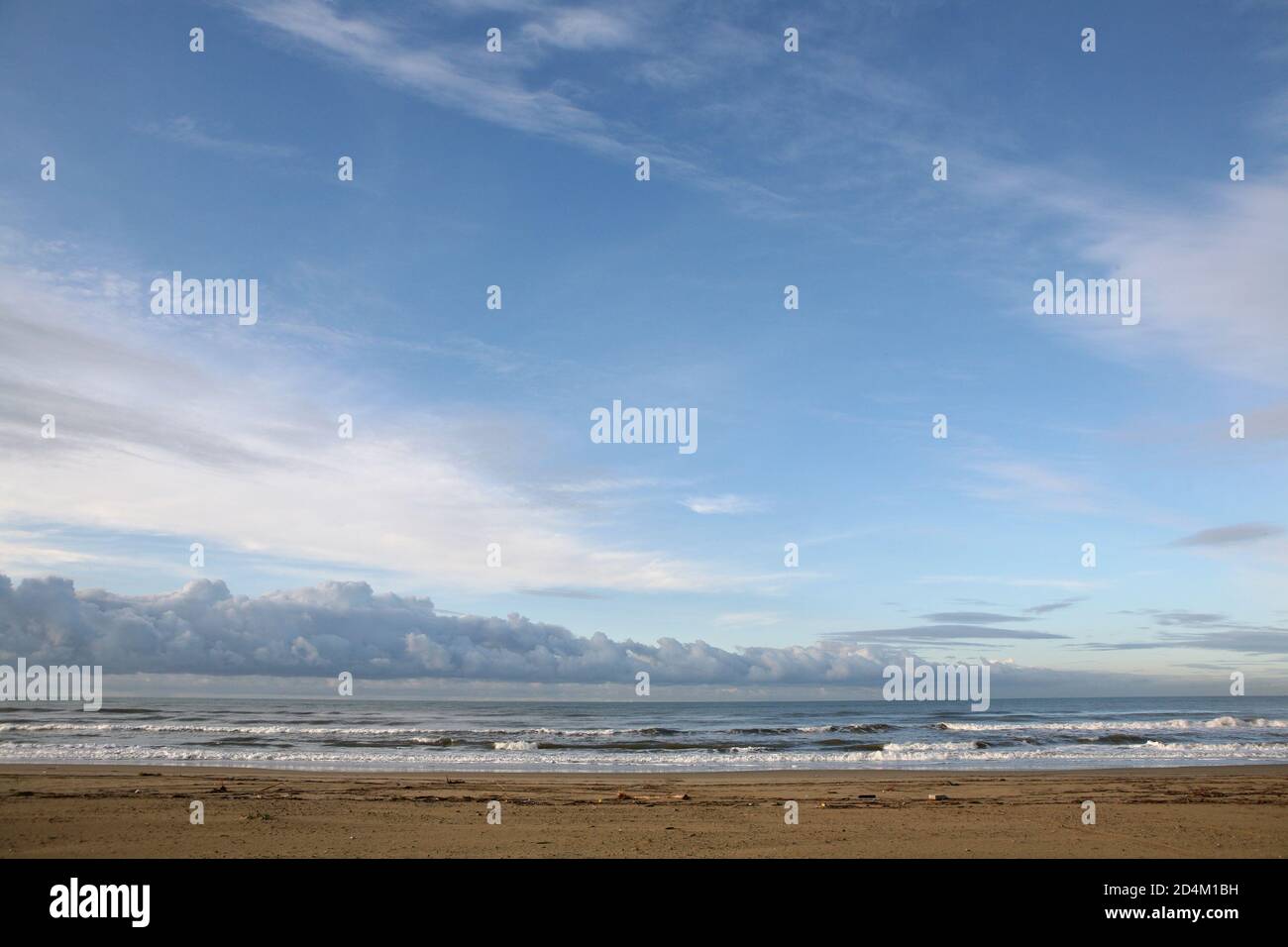Marine clouds hi-res stock photography and images - Alamy