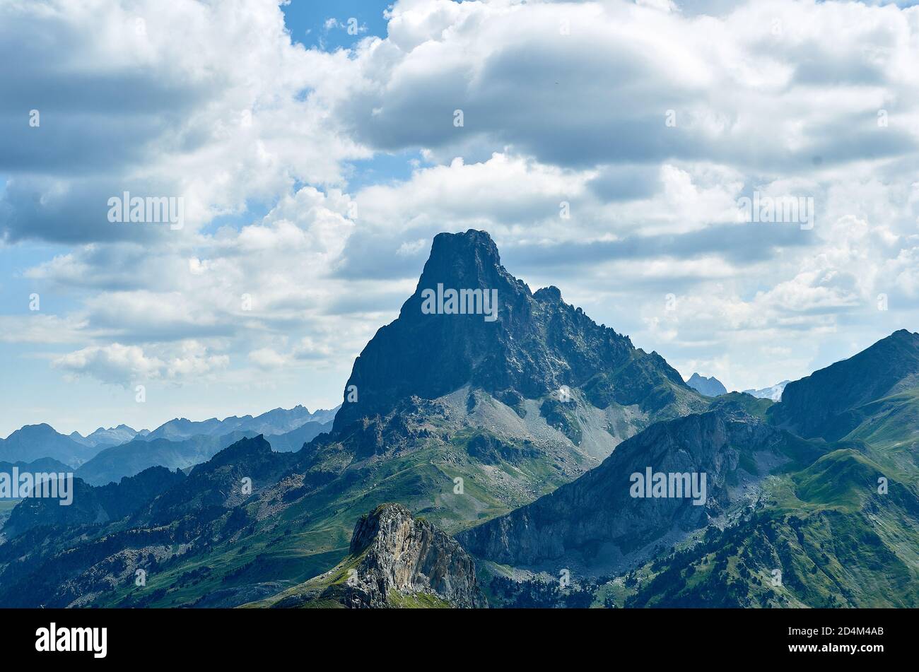 panoramic landscape of the pyrenees Stock Photo - Alamy