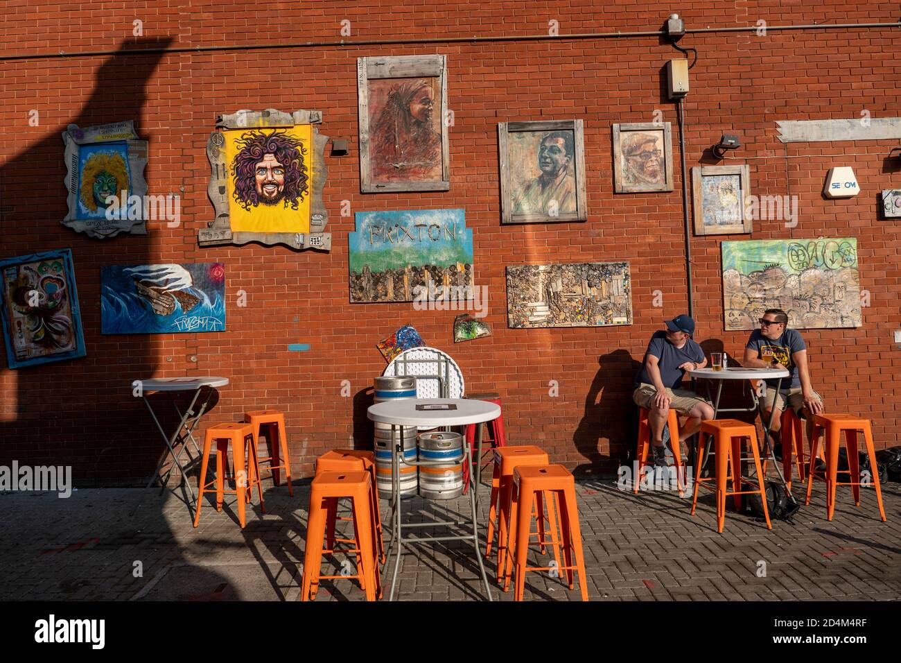The beehive london england hi-res stock photography and images - Alamy