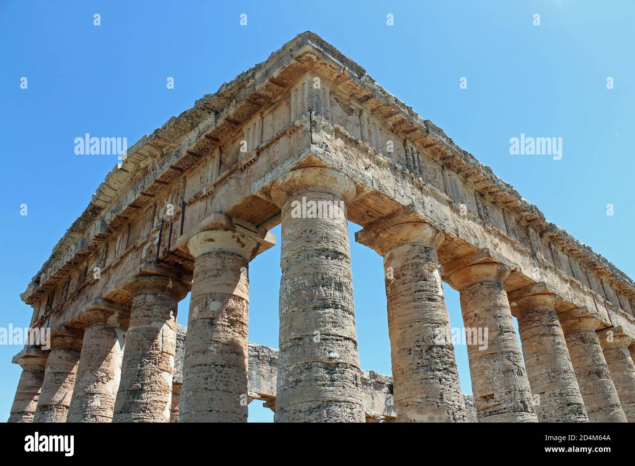 The greek temple of segeste hi-res stock photography and images - Alamy