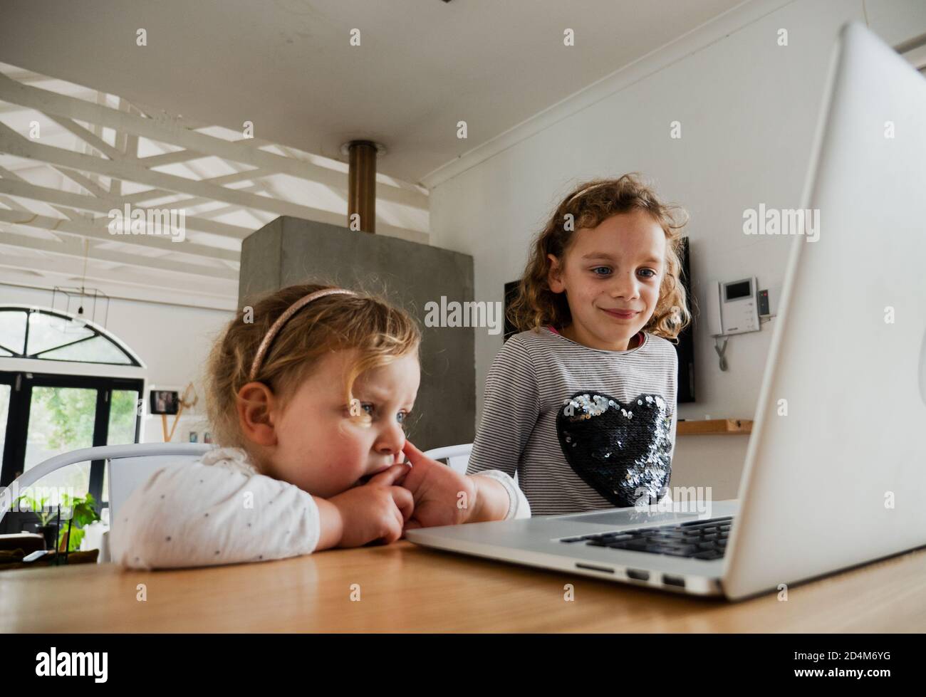 E Learning Kids Parents High Resolution Stock Photography and Images ...