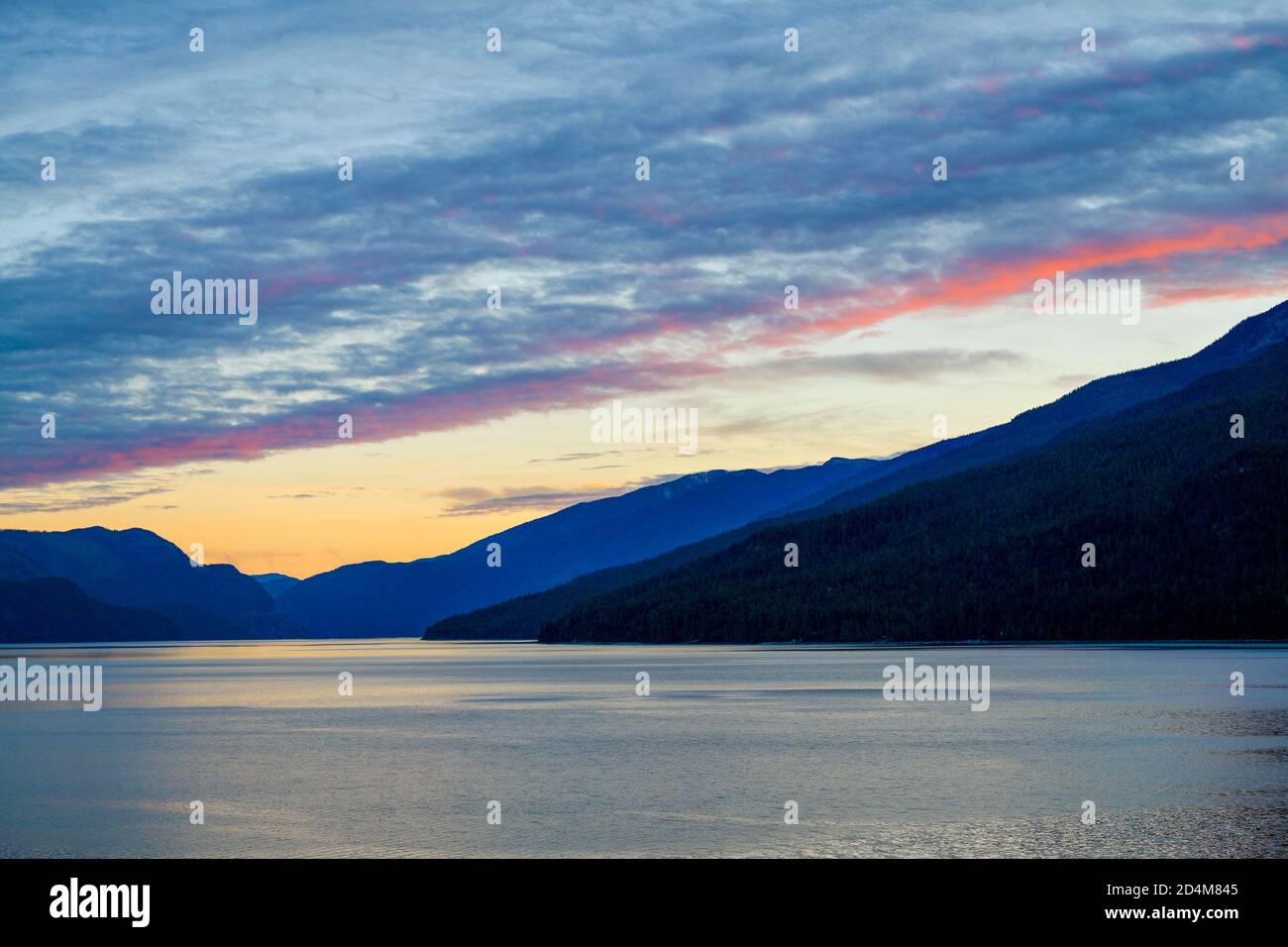 Slocan lake hi-res stock photography and images - Alamy