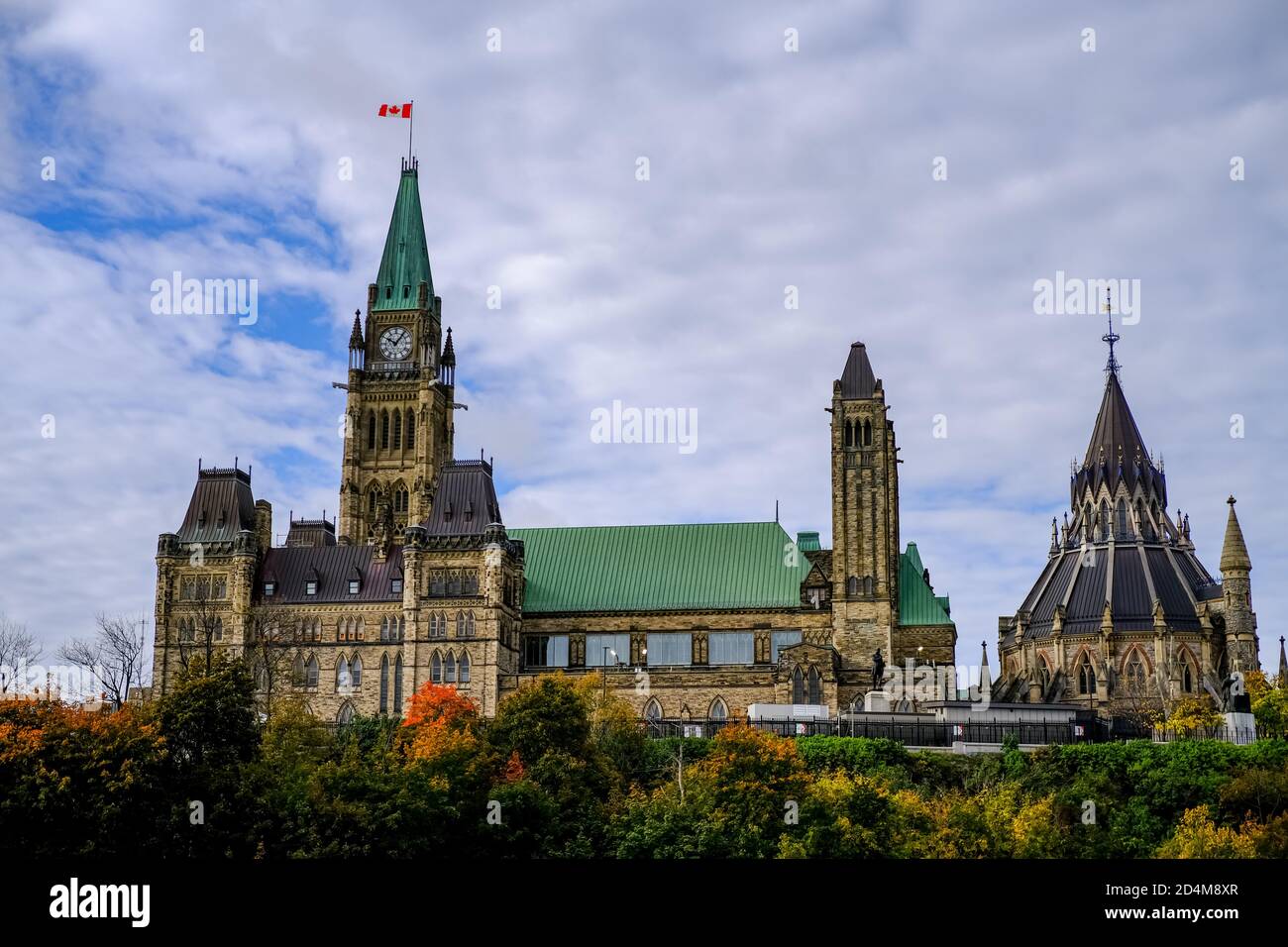 Parliament hill ottawa 2020 hi-res stock photography and images - Alamy