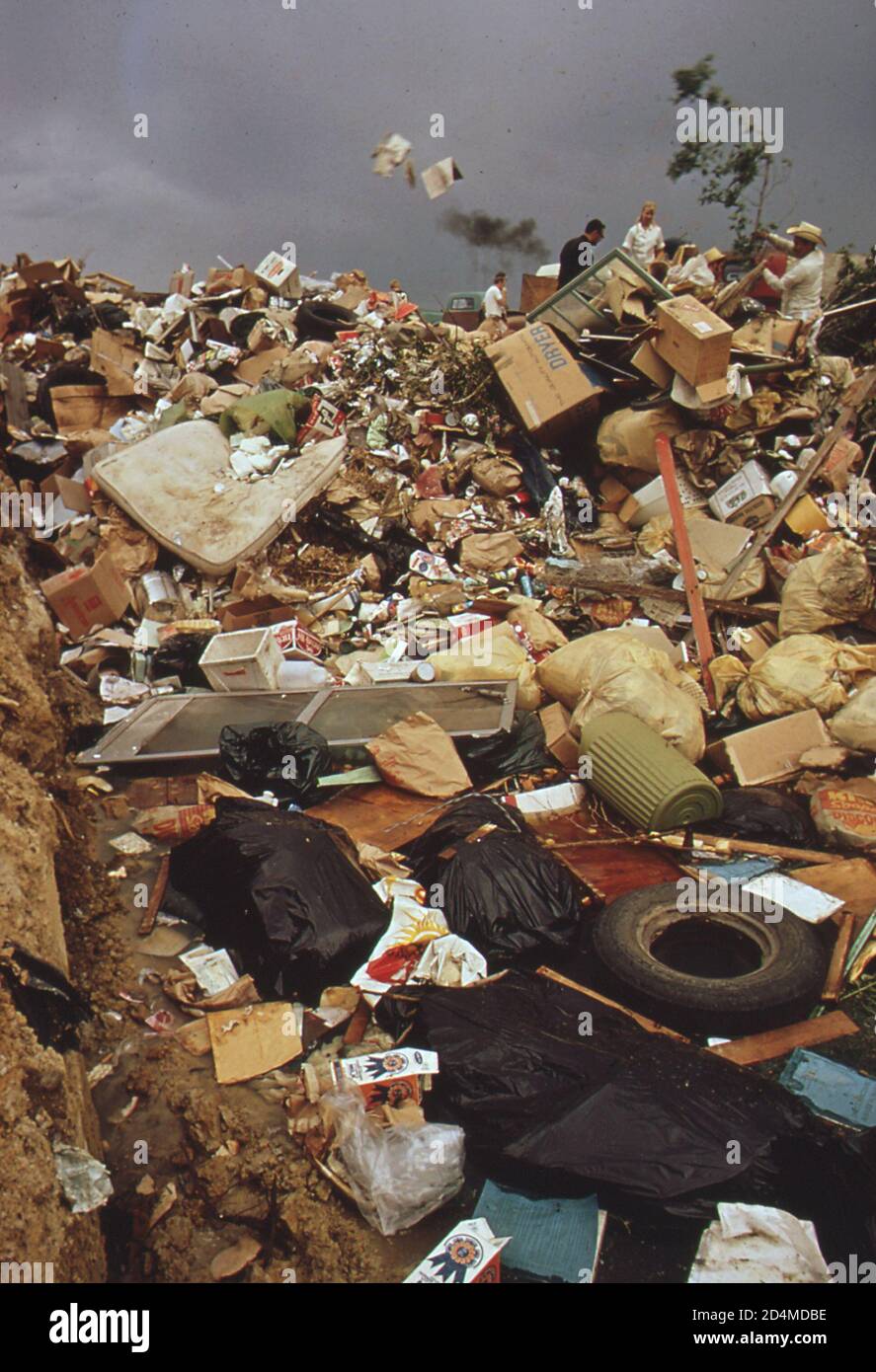 1970s trash dump hi-res stock photography and images - Alamy