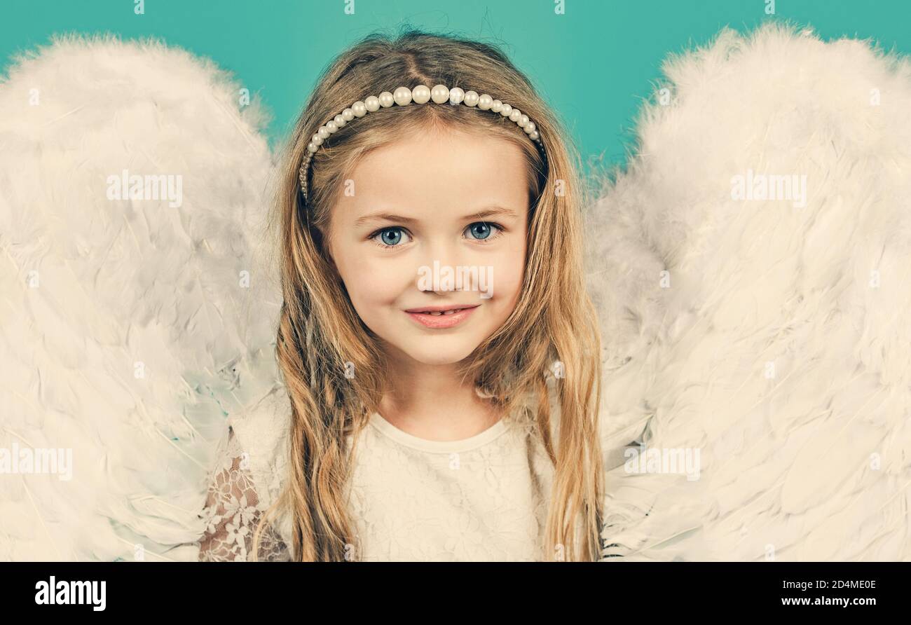 Angelic innocent kid girl hi-res stock photography and images - Alamy