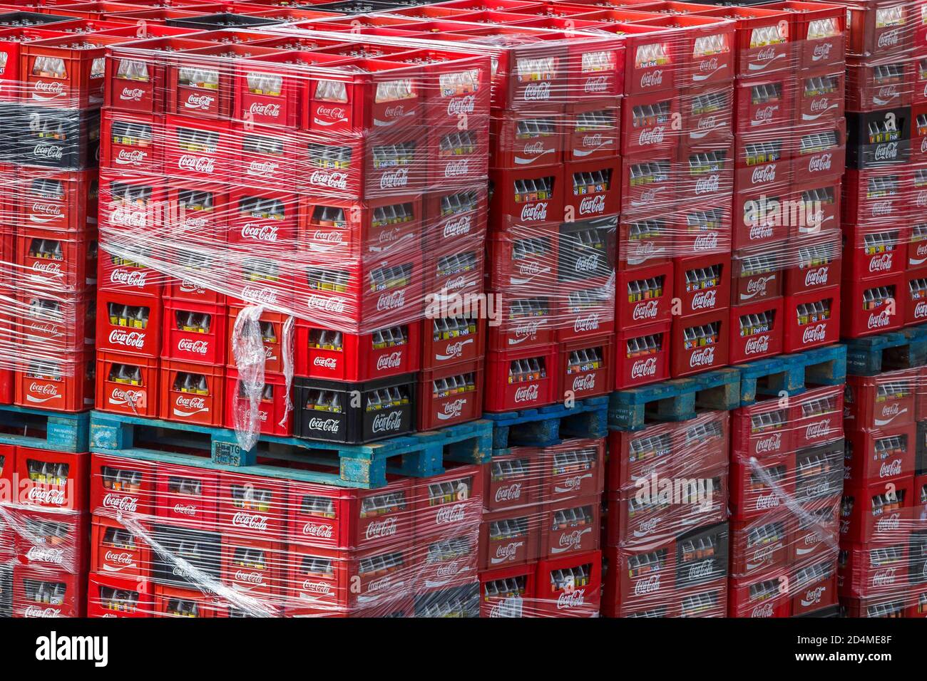 Cocacola factory hi-res stock photography and images - Alamy