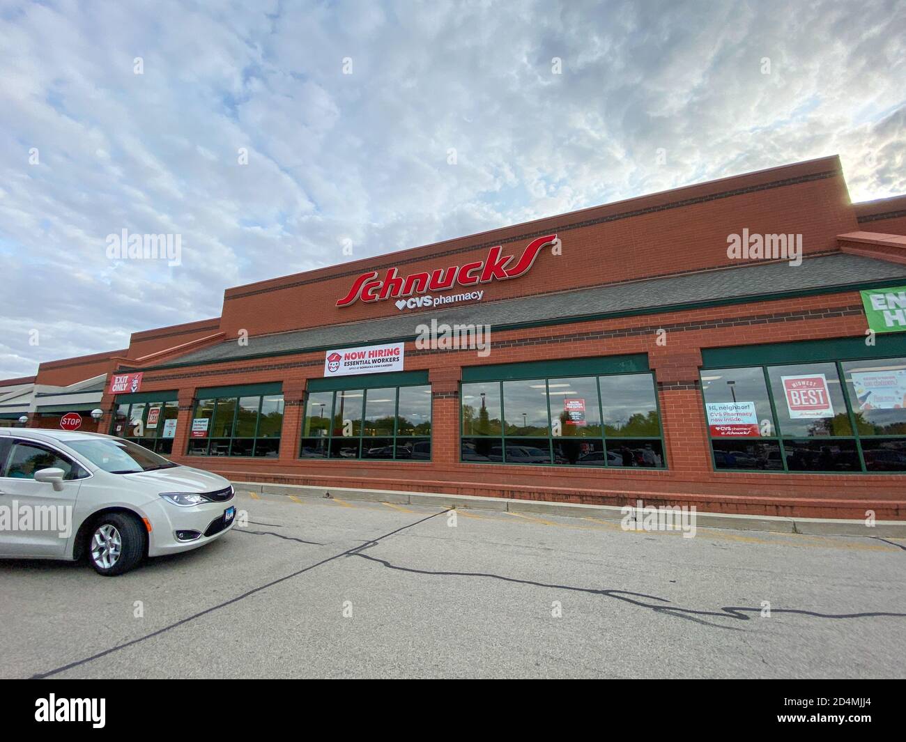 Chain of hypermarket usa hi-res stock photography and images - Alamy