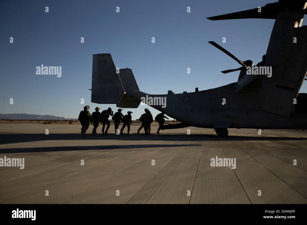 U.S. Marines with 3d Reconnaissance Battalion, attached to 4th Marine ...