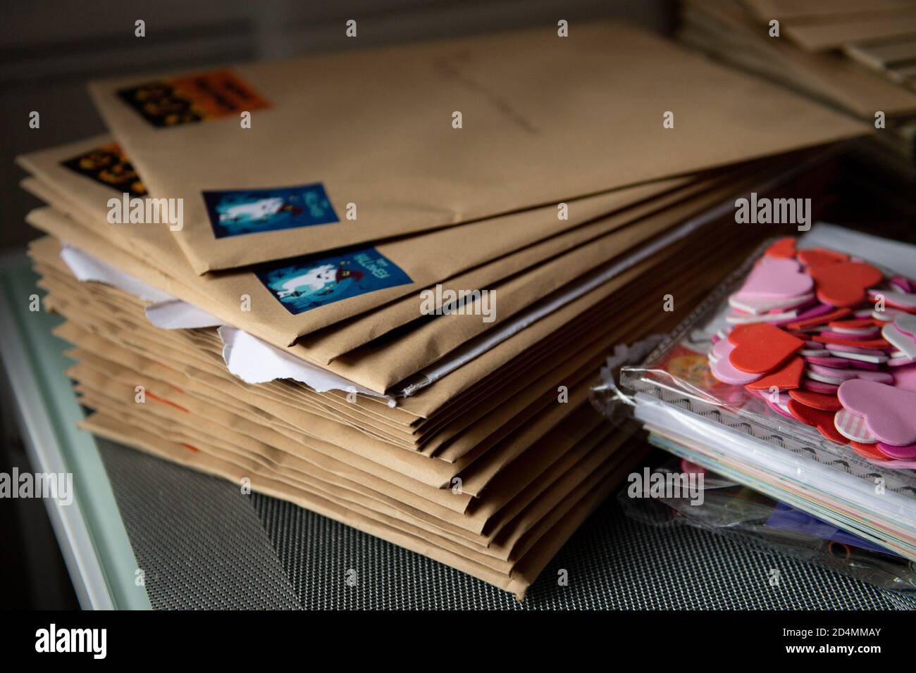 Handwritten letters hi-res stock photography and images - Alamy