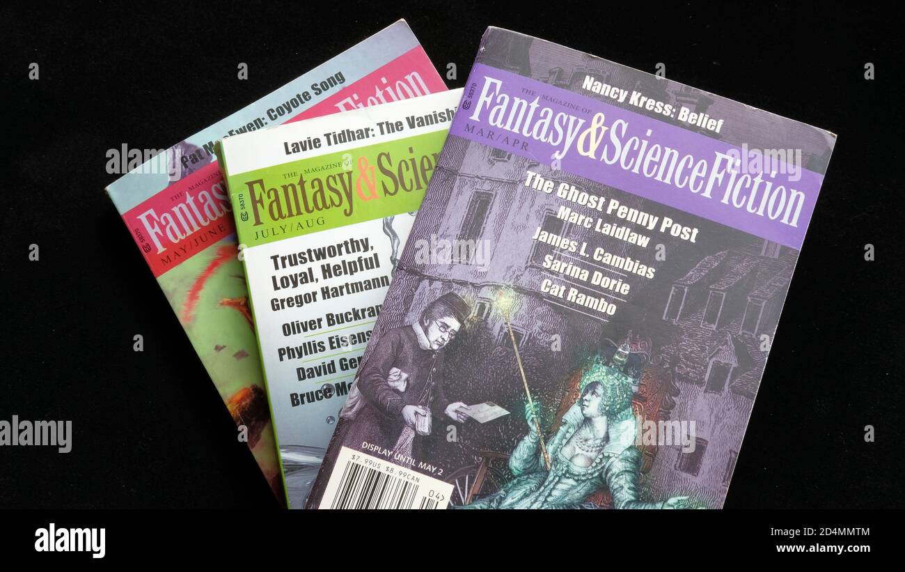 Pulp fiction cover art hi-res stock photography and images - Alamy