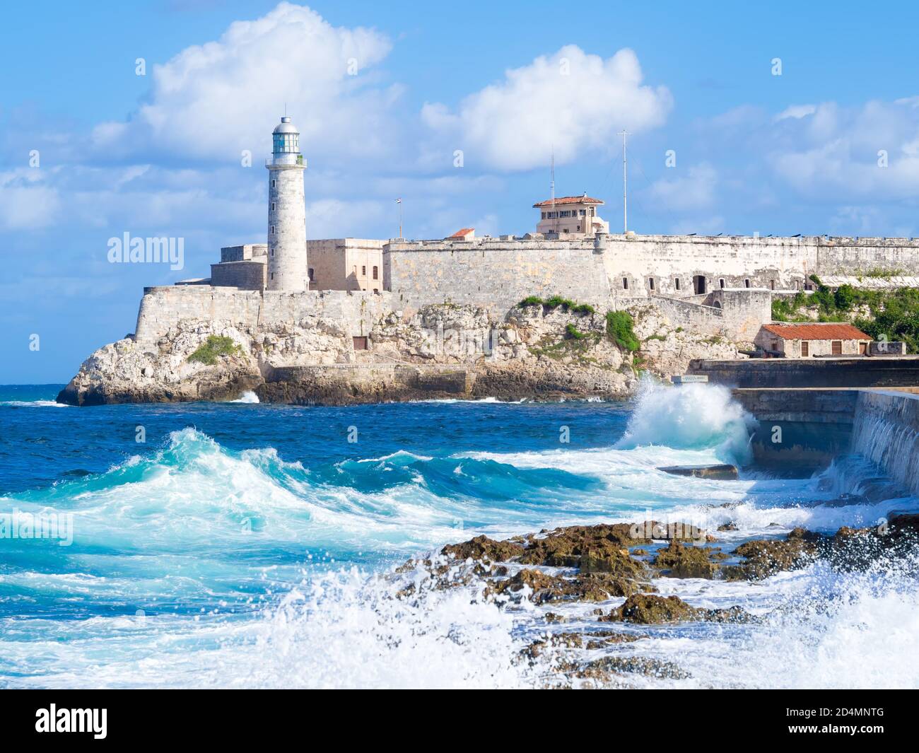 Morro castle in havana hi-res stock photography and images - Alamy