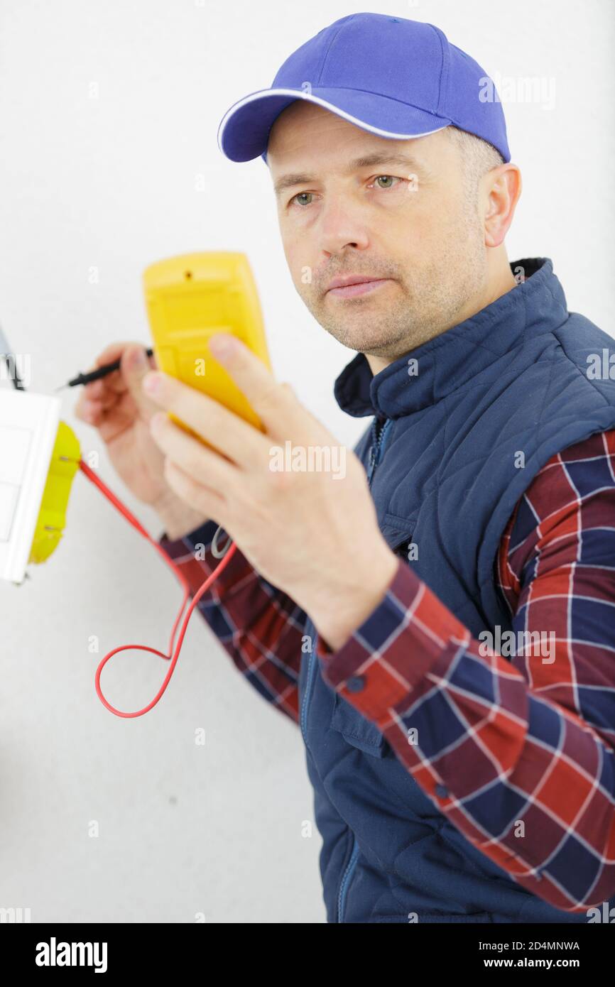 Voltage measurement in a circuit hi-res stock photography and images ...