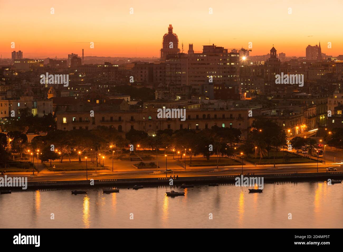 Sunset in Havana with a view of the city skyline and the ocean Stock ...