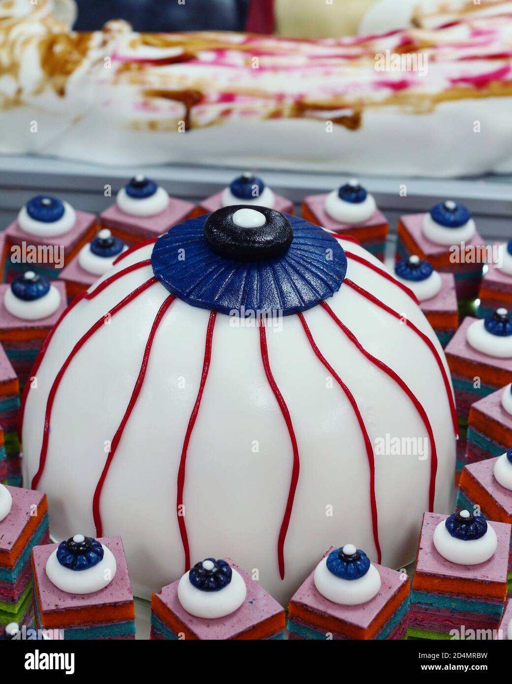 Eye ball cake hi-res stock photography and images - Alamy