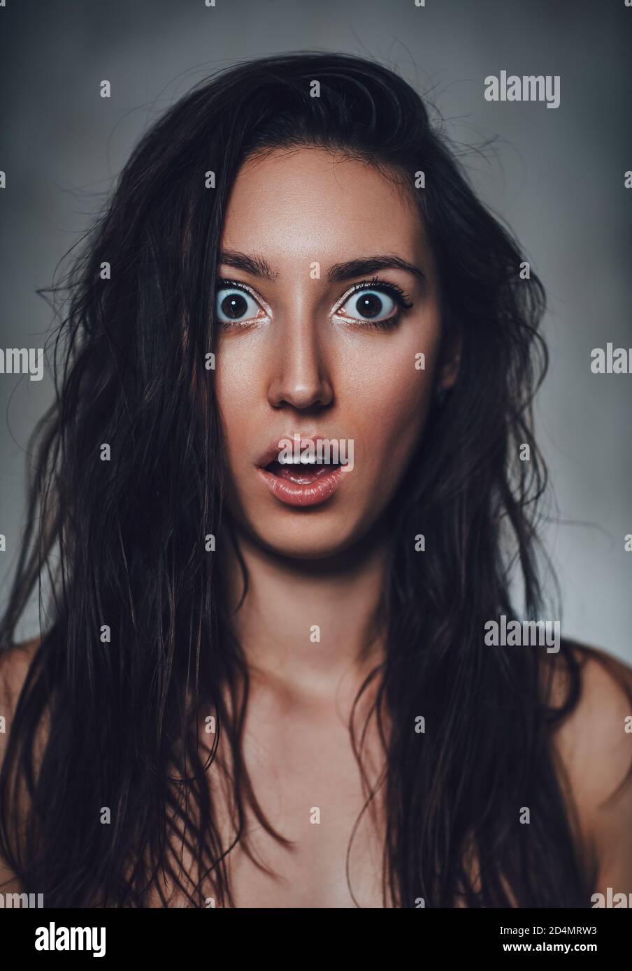 Woman wondering face hi-res stock photography and images - Alamy