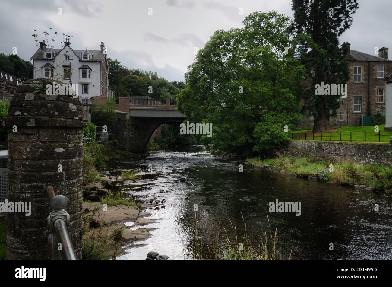 Houses near to the river bank in Dunblane, Stirling, Scotland Stock ...