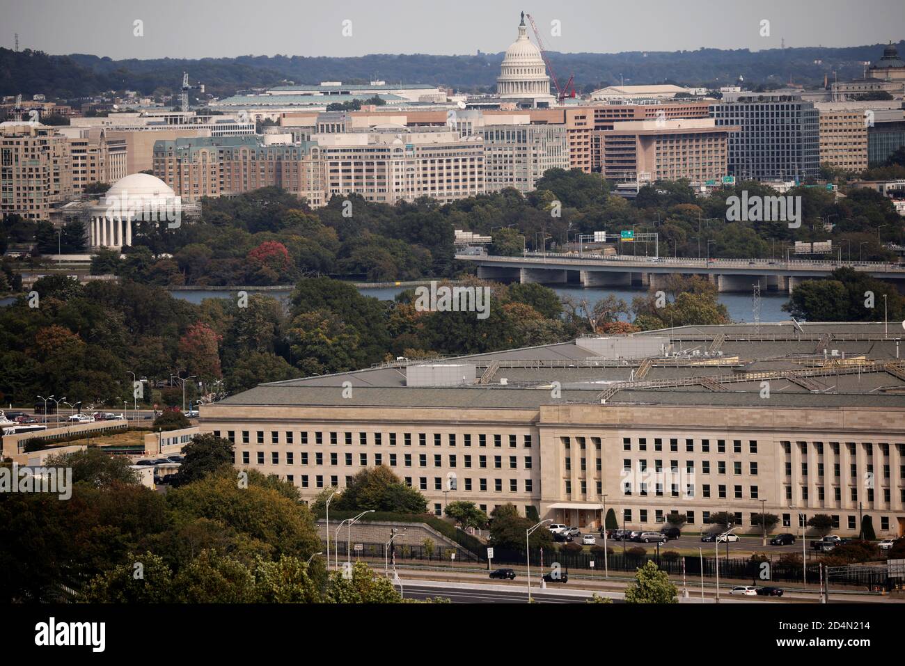 The pentagon building hi-res stock photography and images - Alamy