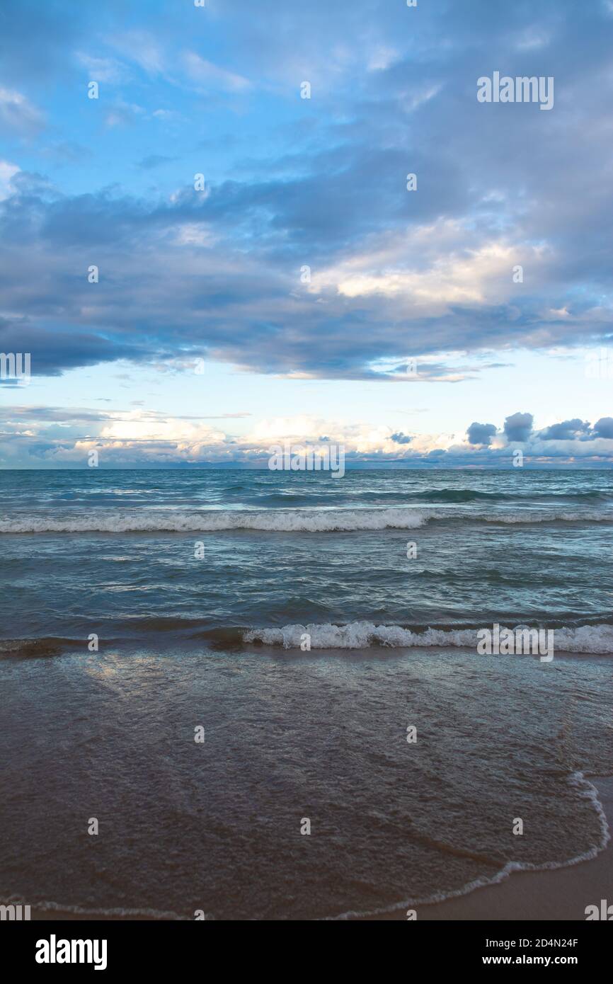 Evanston lake michigan hi-res stock photography and images - Alamy