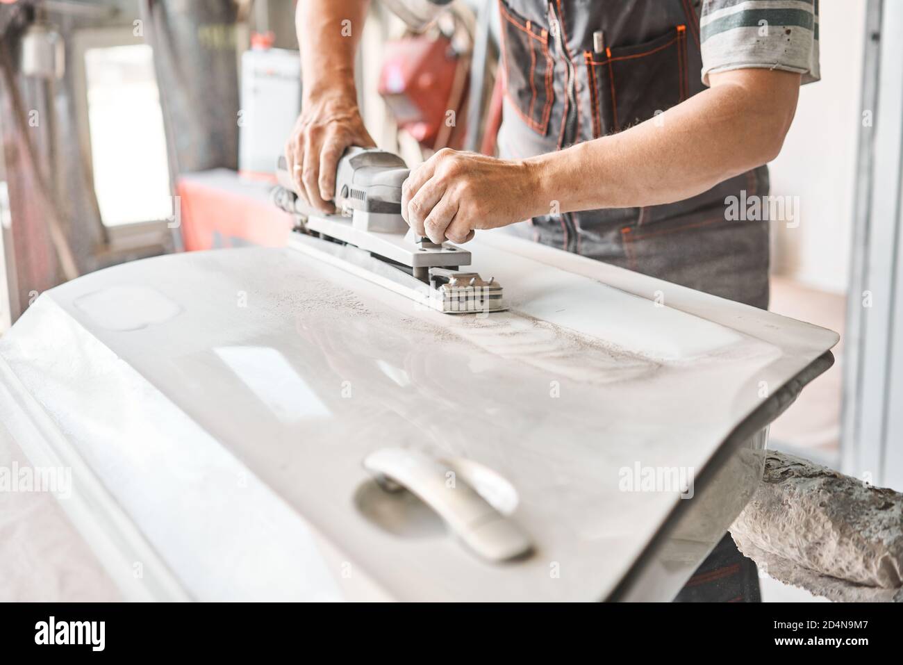 Repairing car section after accident hi-res stock photography and ...
