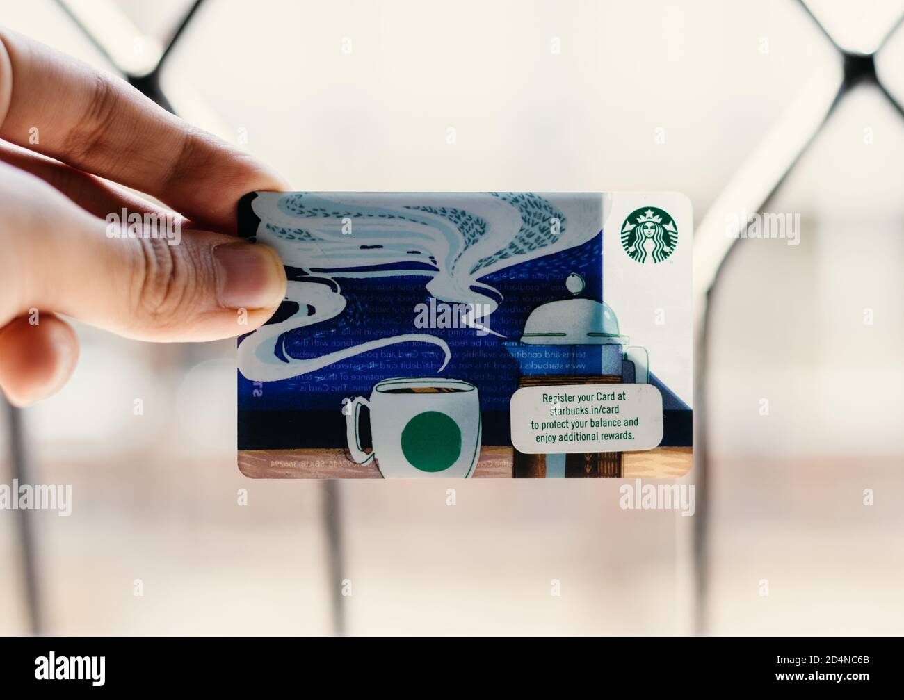 Starbucks card hi-res stock photography and images - Alamy
