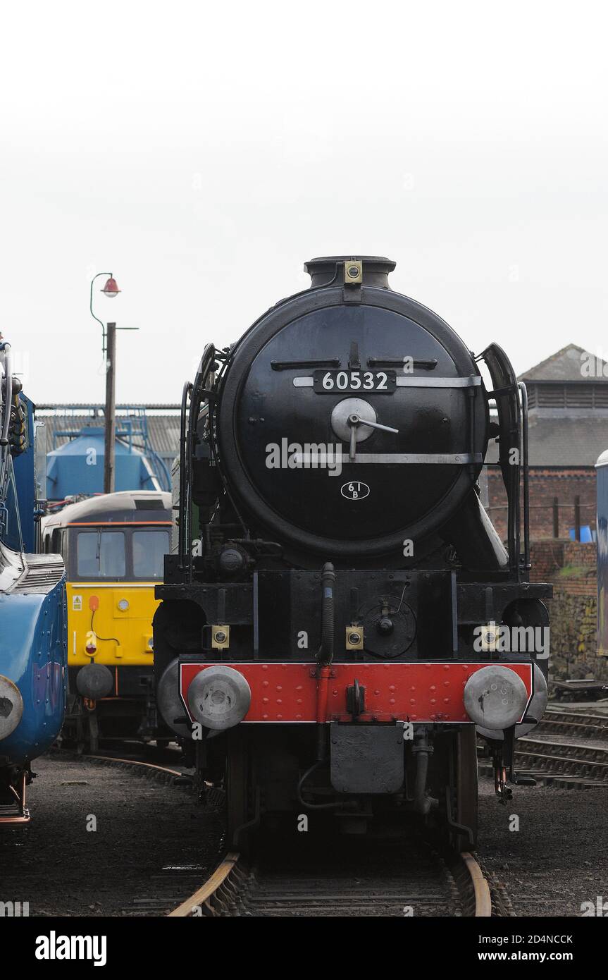 A2 pacific blue peter steam locomotive hi-res stock photography and ...