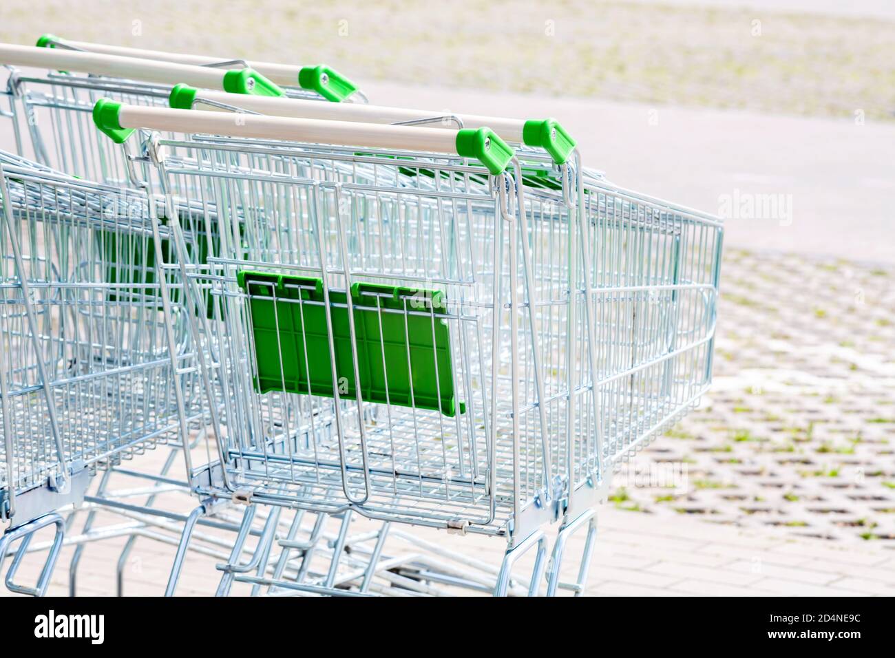 Super trolley hi-res stock photography and images - Alamy