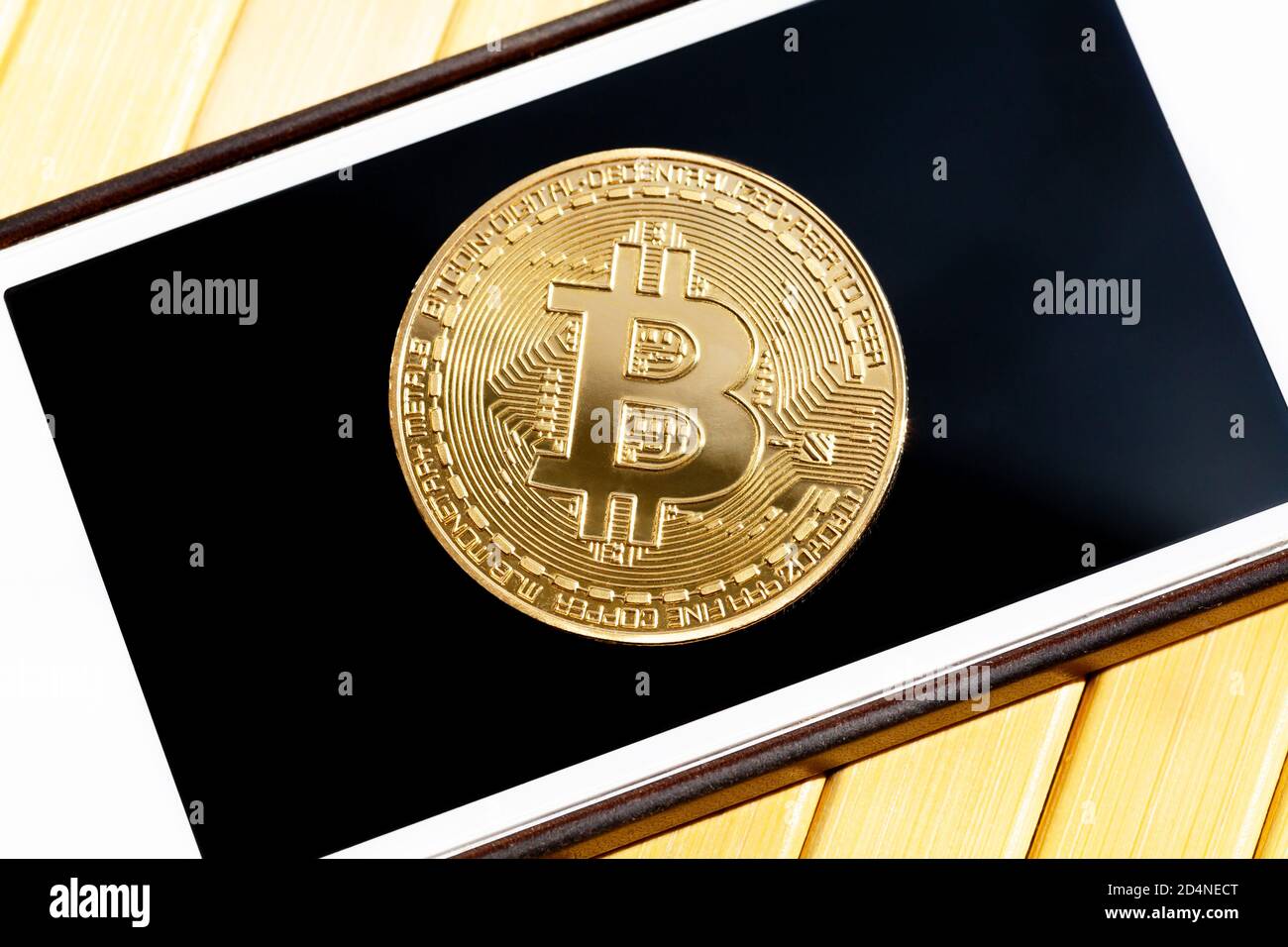 Cryptocurrency trading hi-res stock photography and images - Alamy