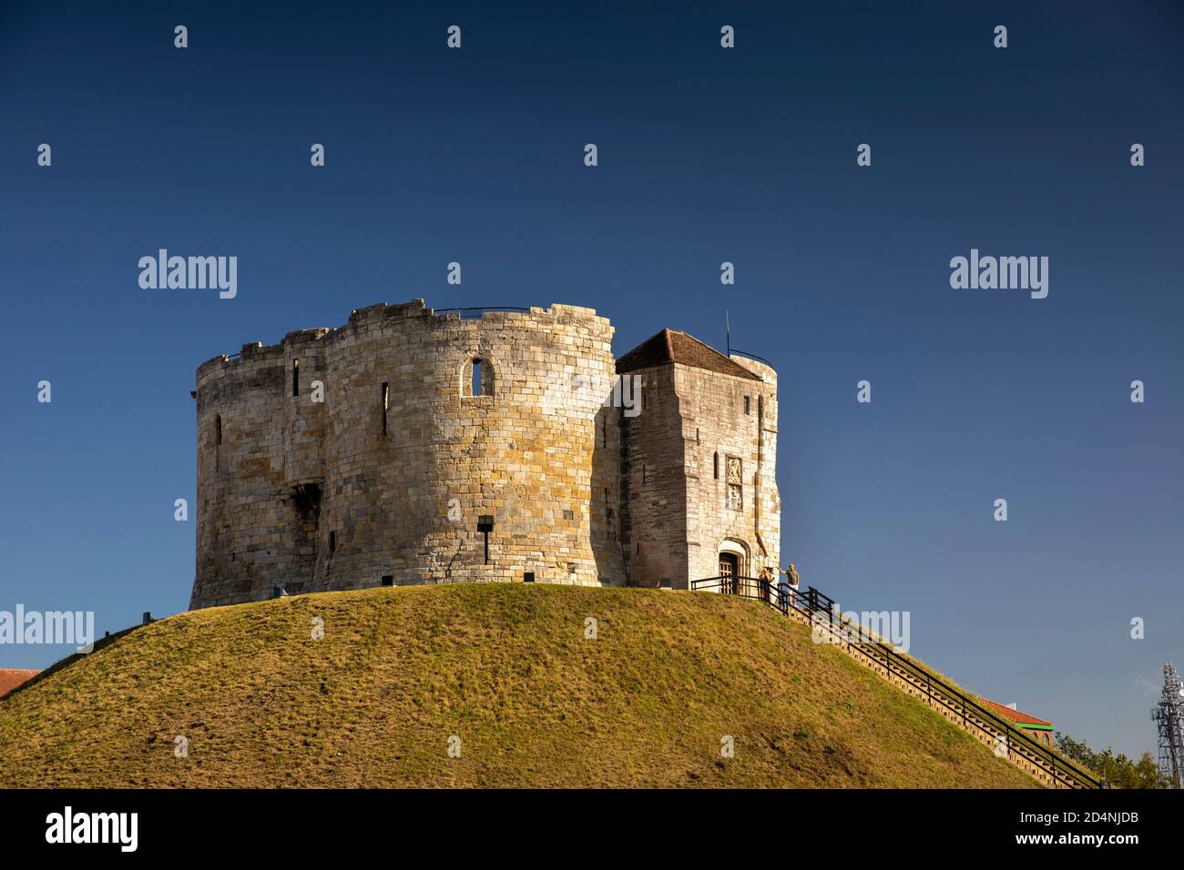 1190 jews in england cliffords tower hi-res stock photography and ...