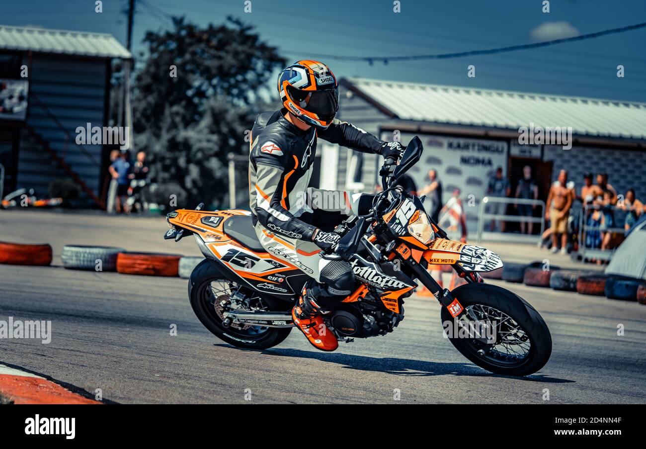 Súper motard hi-res stock photography and images - Alamy