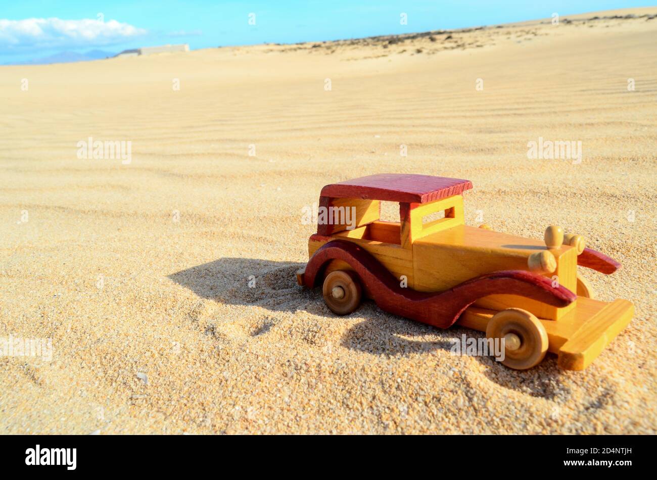 Object in the Dry Desert Stock Photo - Alamy