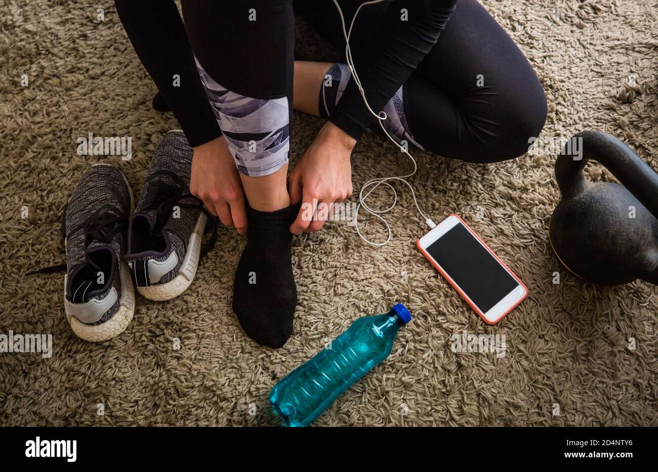 Getting dressed gym hi-res stock photography and images - Alamy
