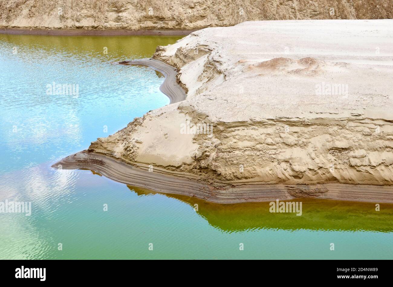 Sand and gravel washing production process in open-pit mining. Crushing ...