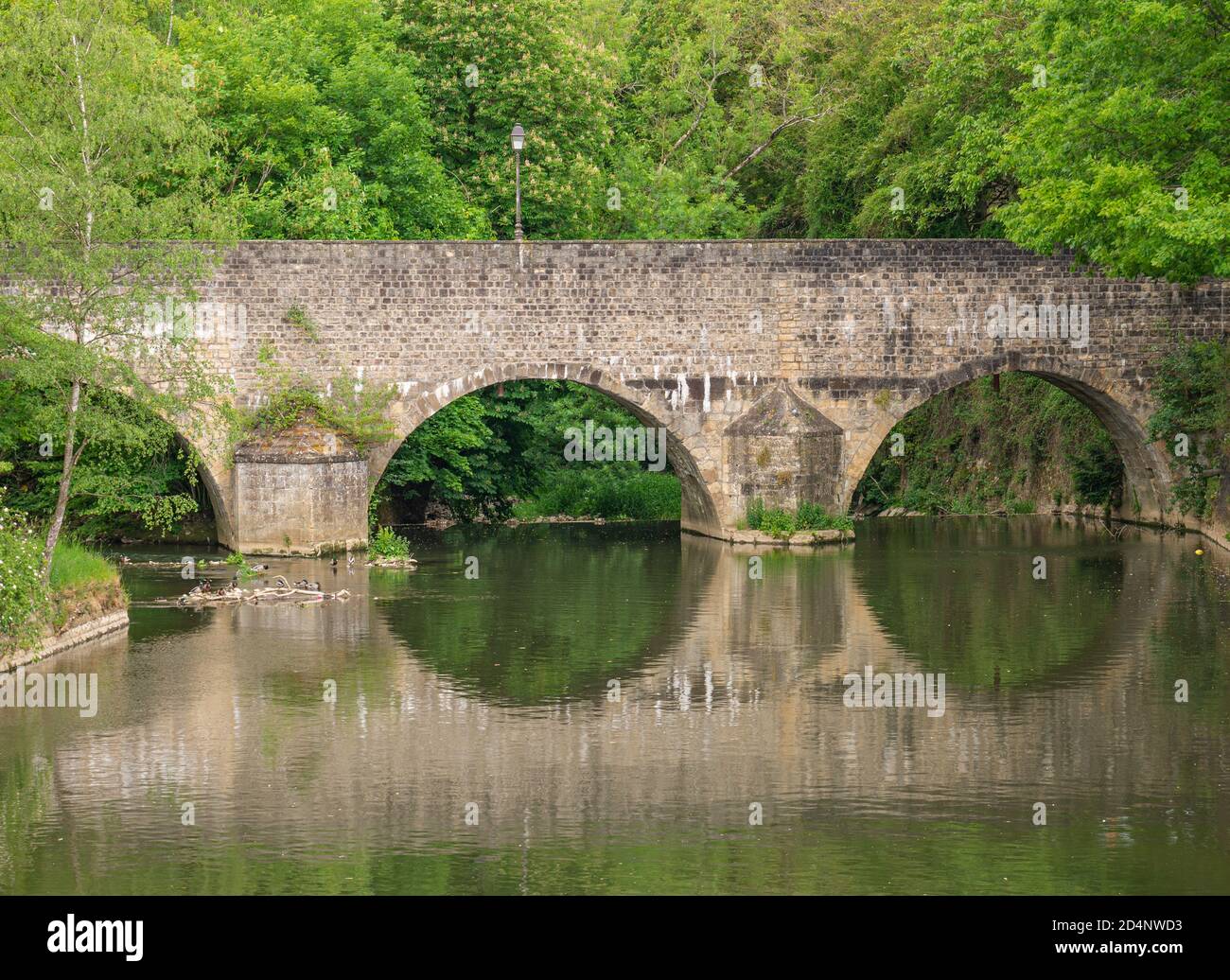 Bridge with three arches hi-res stock photography and images - Alamy