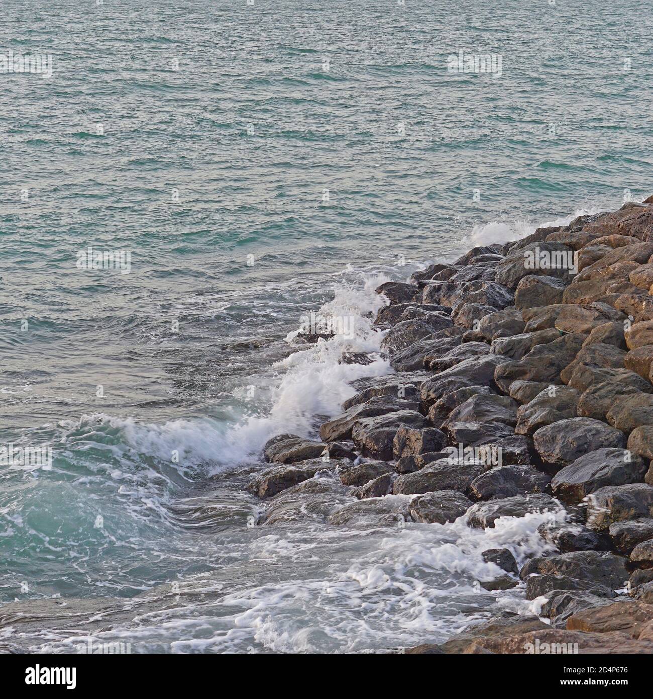 Kuwait sea hi-res stock photography and images - Alamy