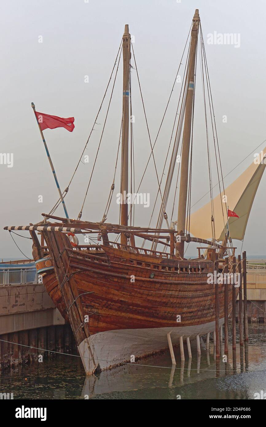 Kuwait transport hi-res stock photography and images - Alamy