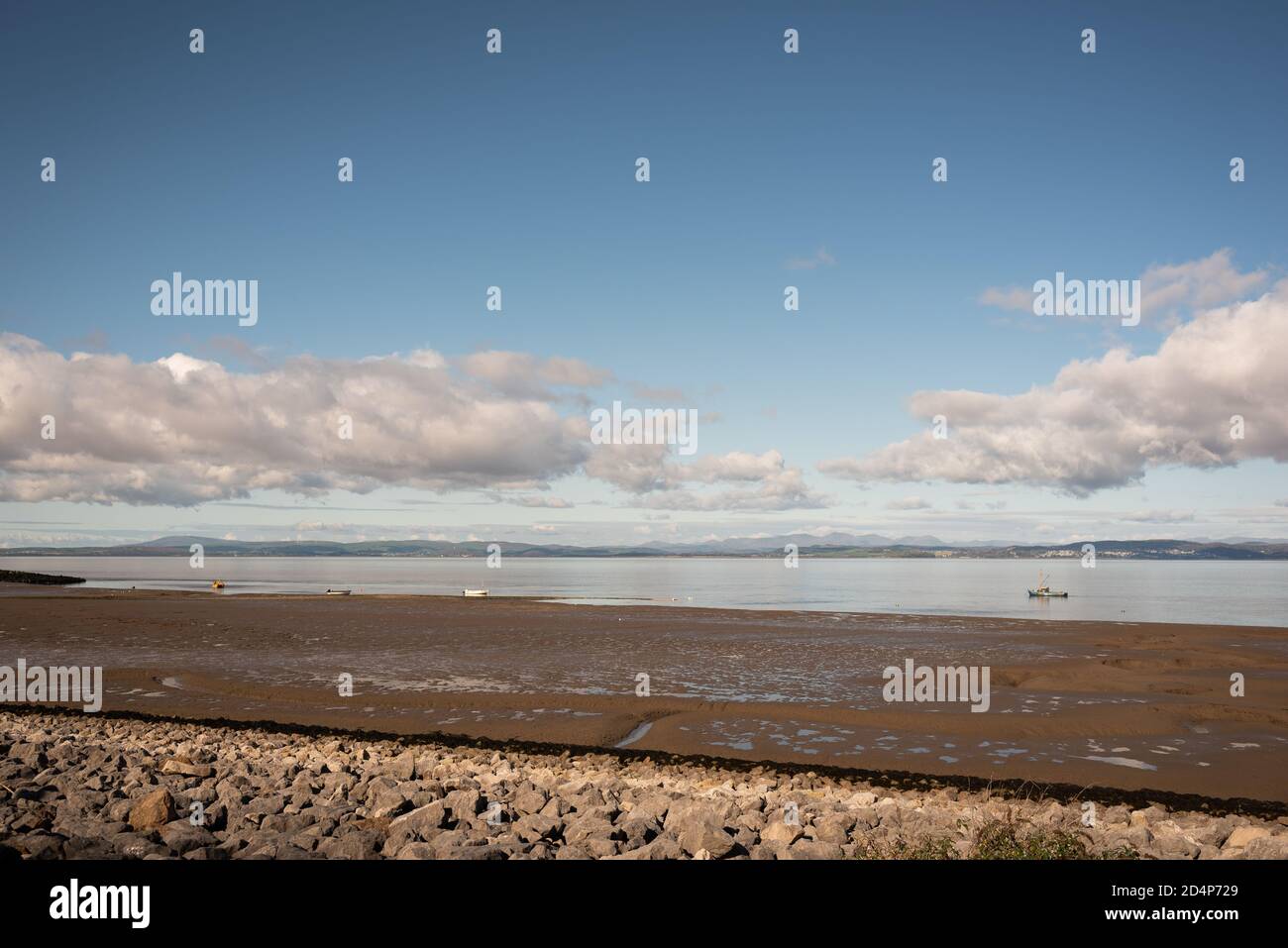 Morecambe bay beach hi-res stock photography and images - Alamy