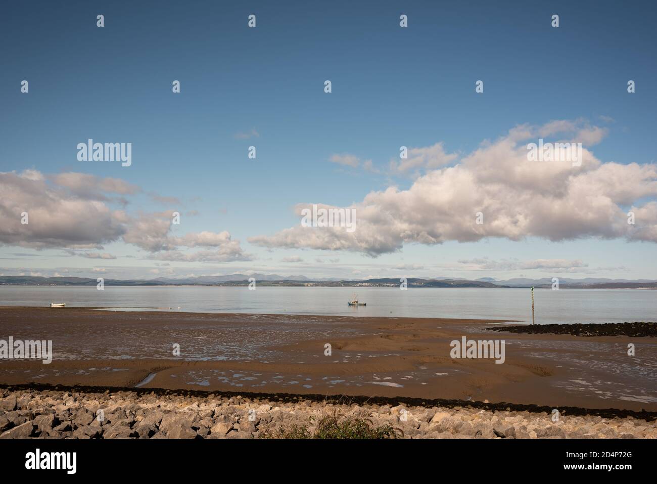 Morecambe bay beach in low light Stock Photo - Alamy