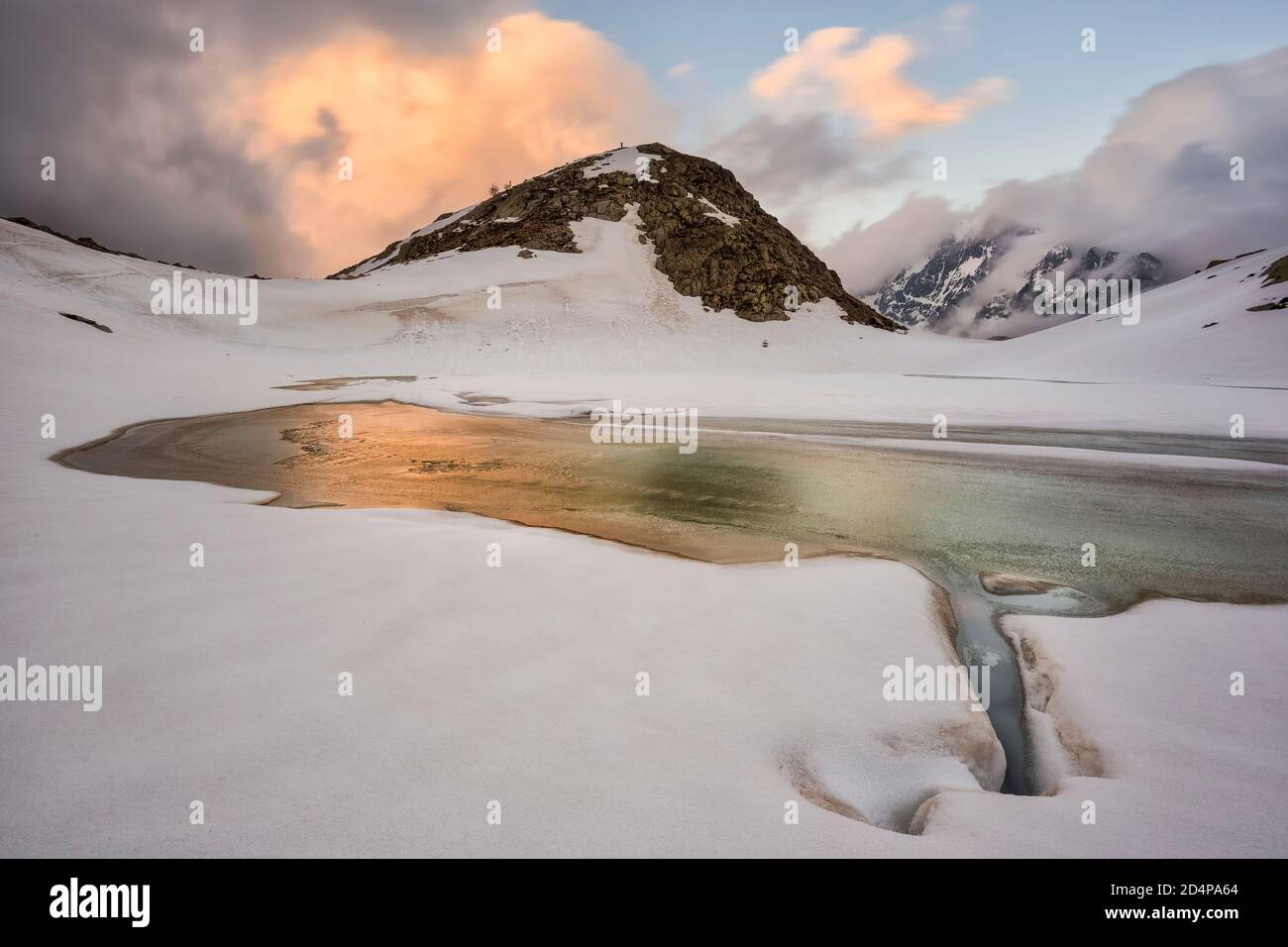 Italy Piedmont Valle Gesso - Framemorta Mezzano lake Stock Photo - Alamy