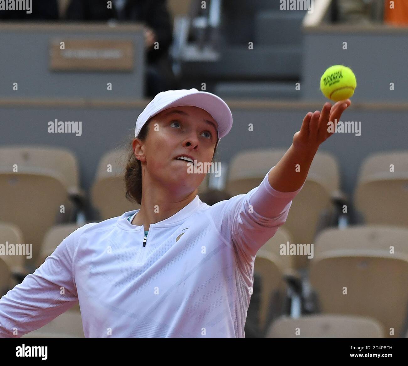 Iga swiatek 2020 french open hi-res stock photography and images - Alamy