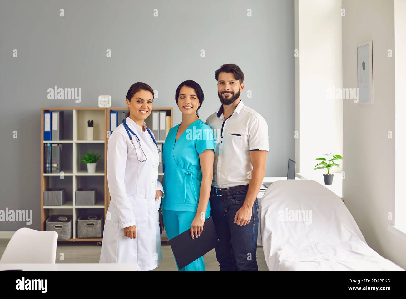 Communication standing smiling visit hi-res stock photography and ...