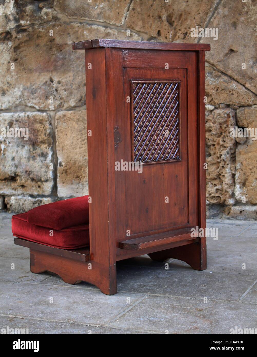 Confessional of a church hi-res stock photography and images - Alamy