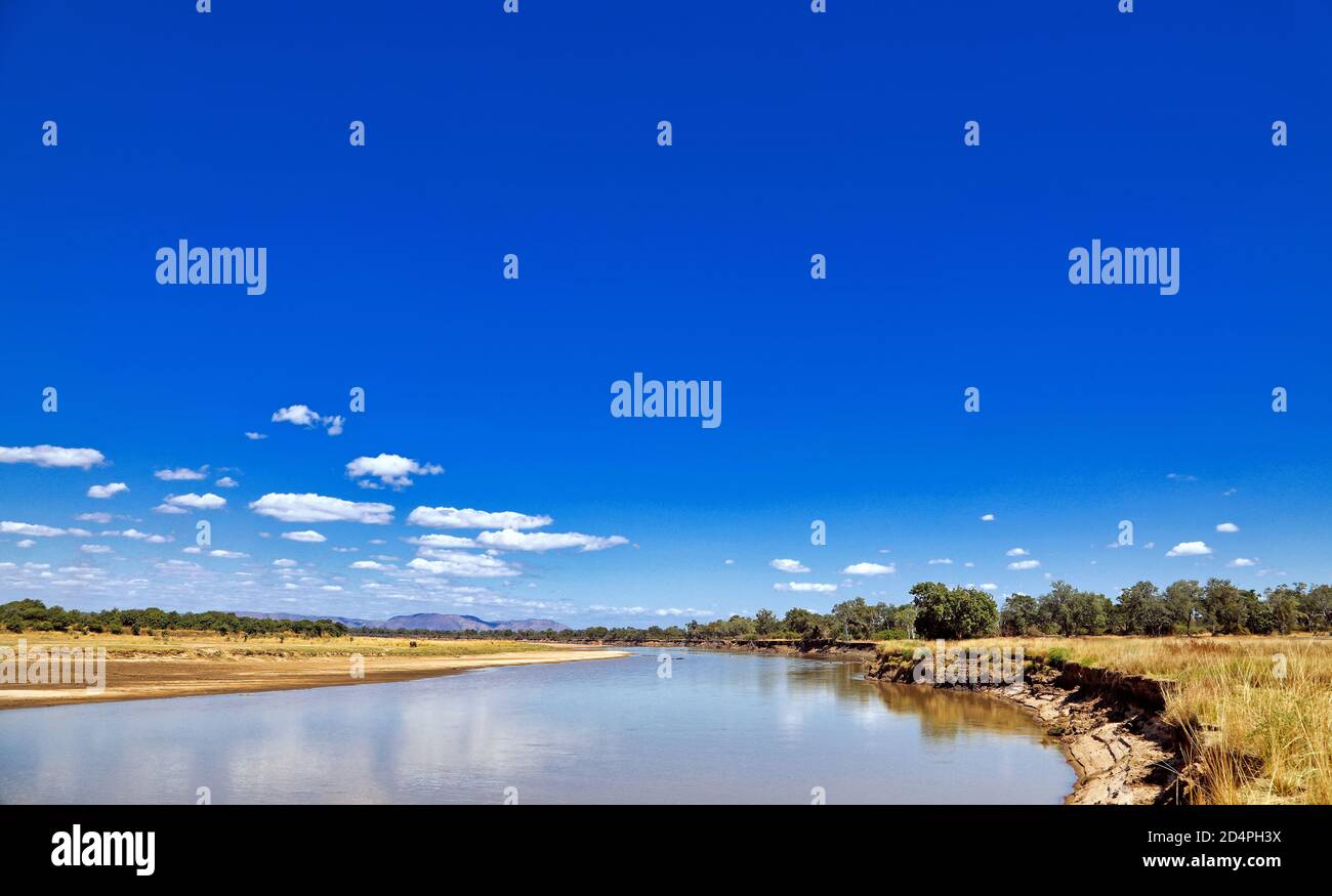Luangwa river hi-res stock photography and images - Alamy